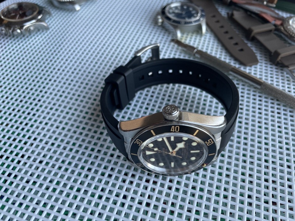 20mm Caoutchouc BLACK Vulcanized rubber Strap TUDOR Black Bay 58 Watch ...