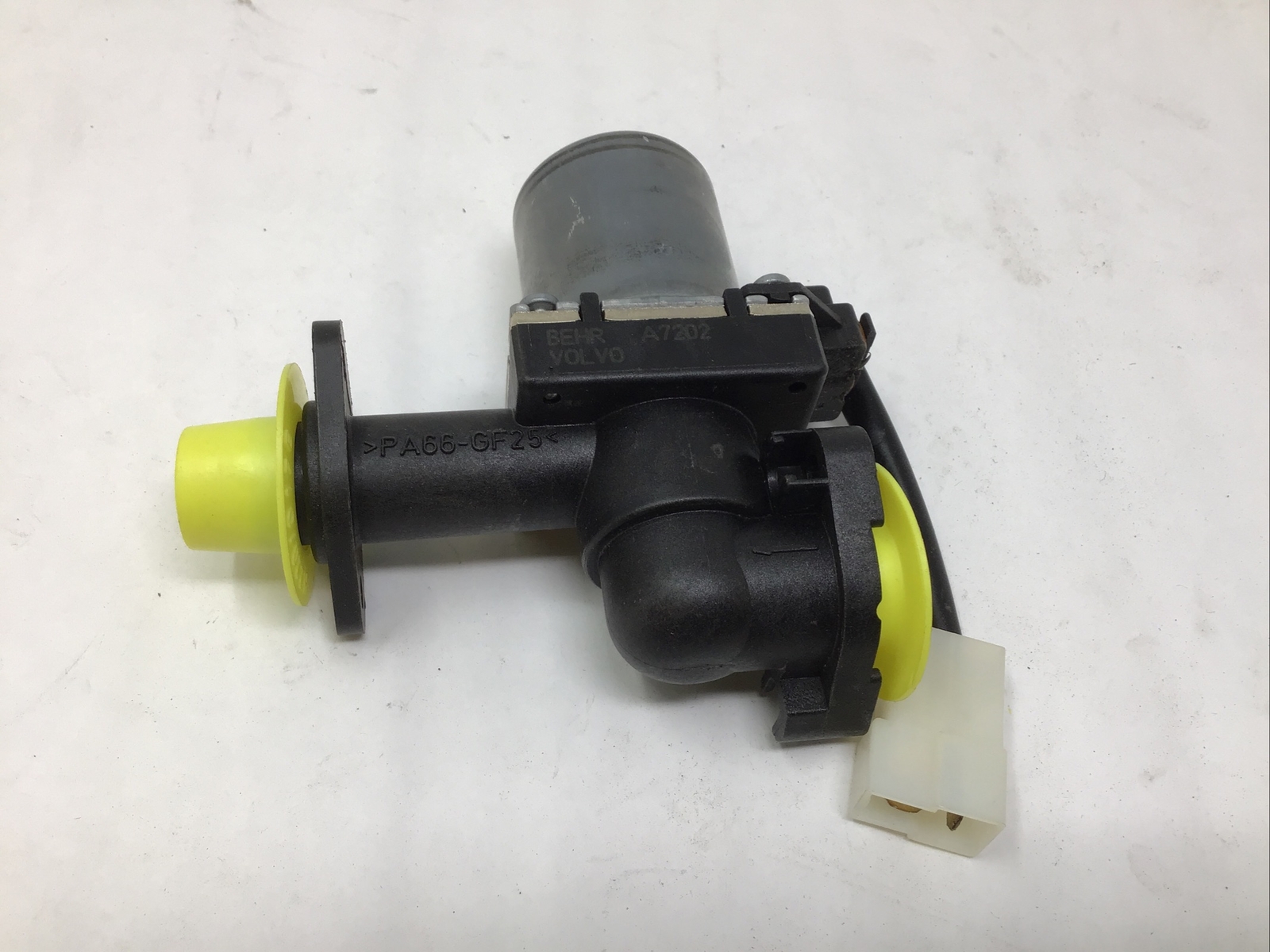 3946692 Volvo Water Heater Valve Bosch 1147412095 BEHR A7202 for sale ...