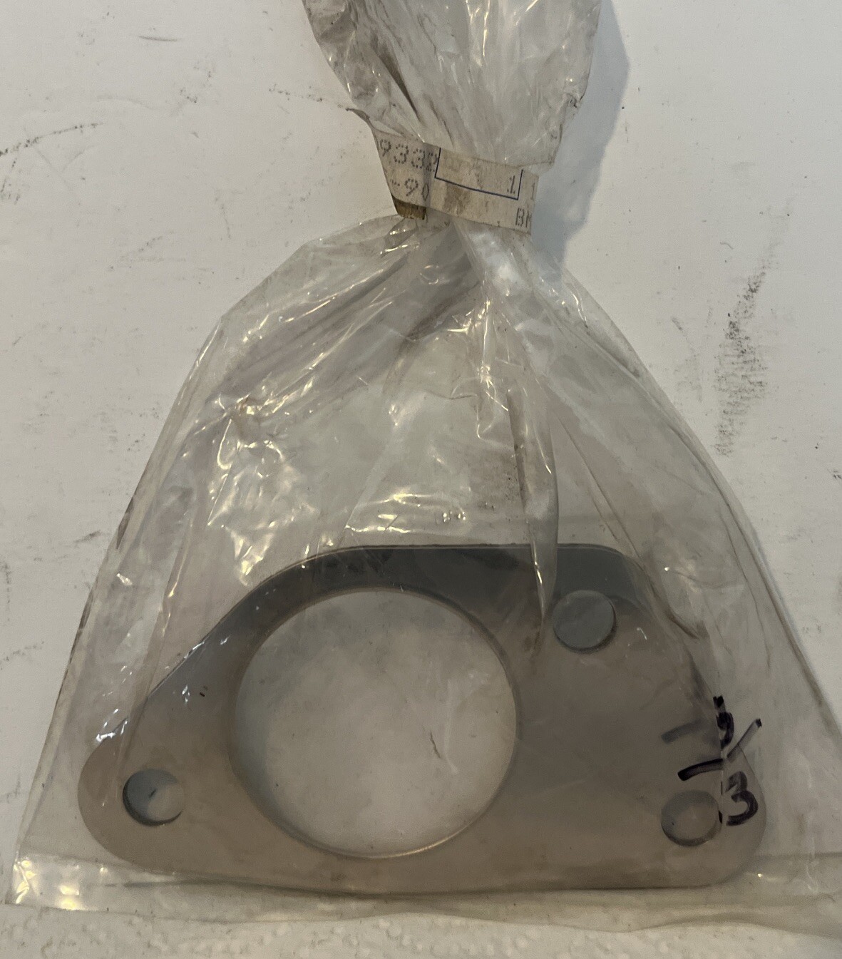 Exhaust Manifold Gasket -- For Mercedes Benz W201 190E -- #1031421380 ...