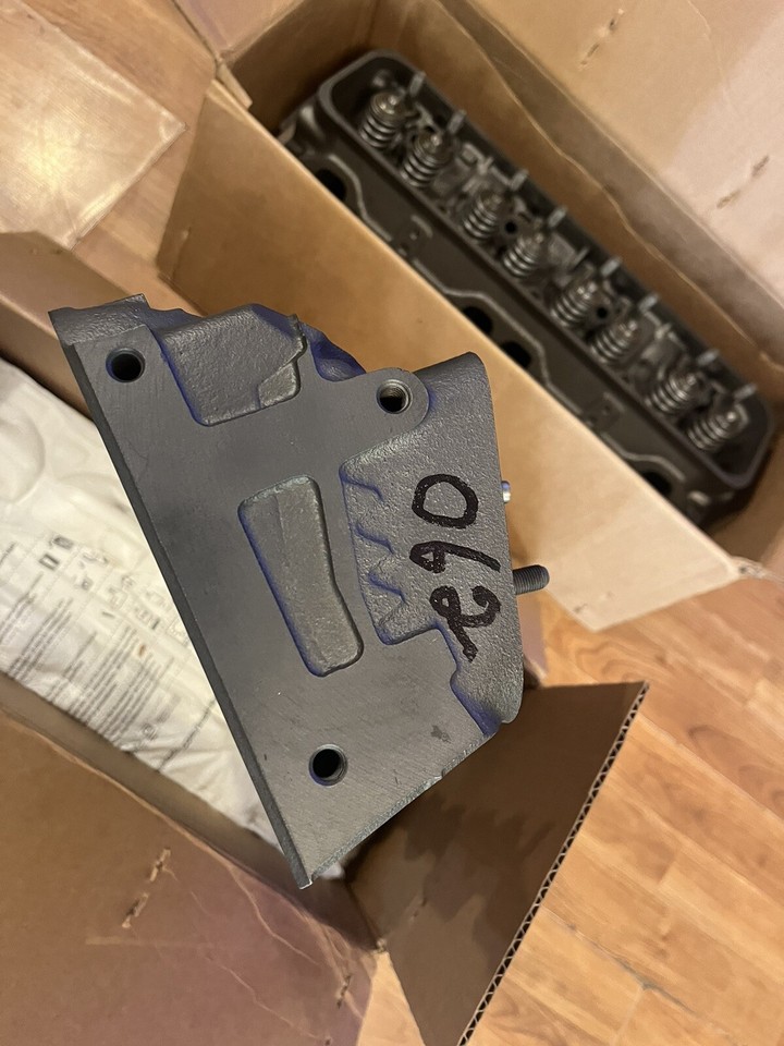 602 Crate Motor 062 Cylinder Heads New! | eBay