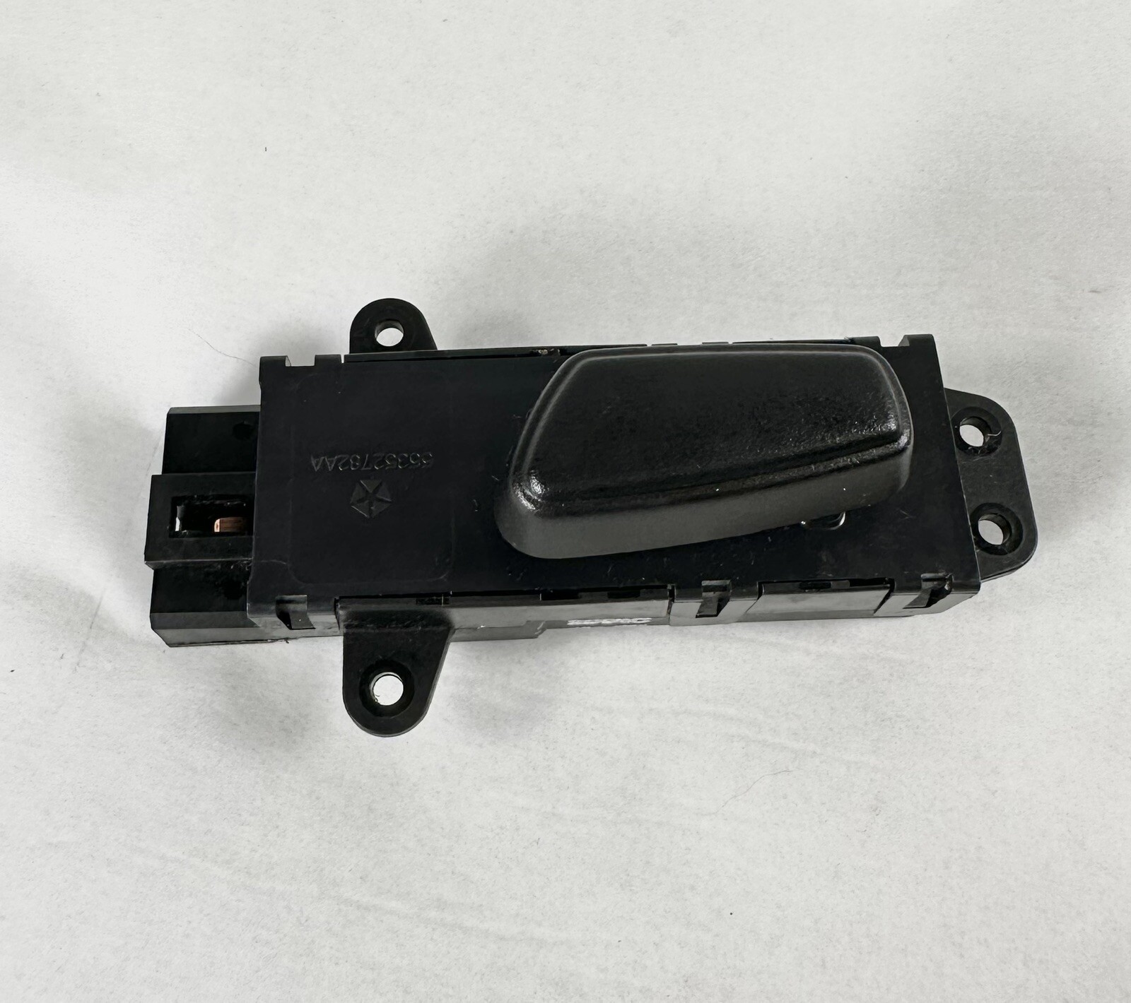 02 - 07 Jeep Liberty Power Seat Control Switch 55352782AA for sale ...