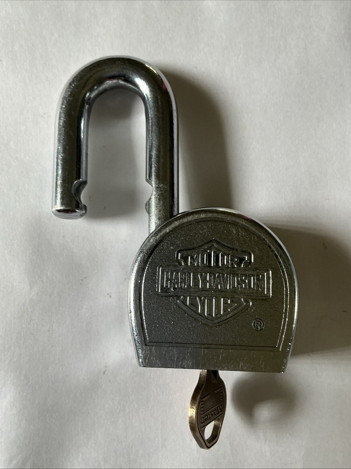 Harley-Davidson #220 Padlock by Master – Chrome Lock with Key – Heavy ...
