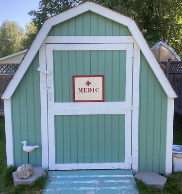 VINTAGE Painted Wooden MEDIC SIGN 15”x17.5” Military | eBay