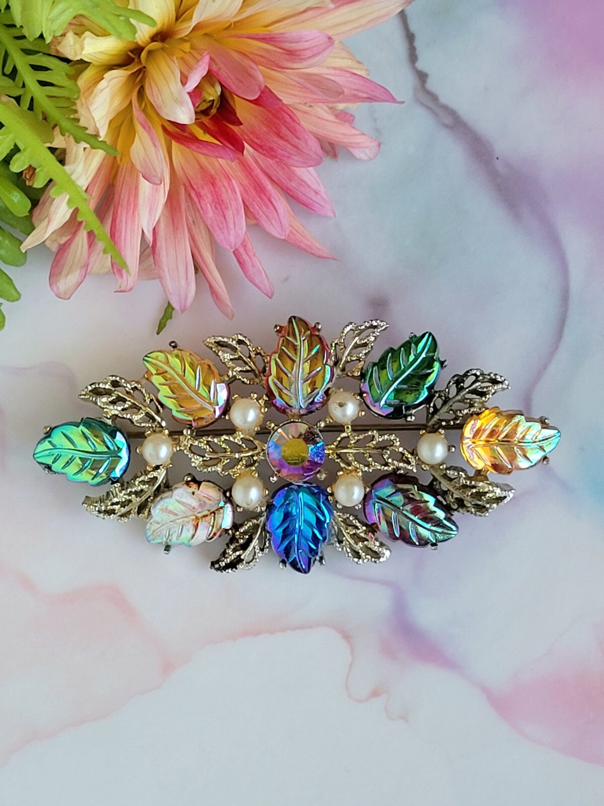 Vintage Pearl Iridescent Rhinestone Leaves Brooch Rai… - Gem