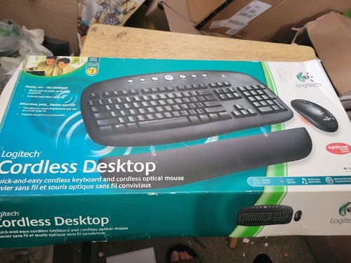 Logitech Cordless Internet Pro Wireless Keyboard Palmrest Mouse ...
