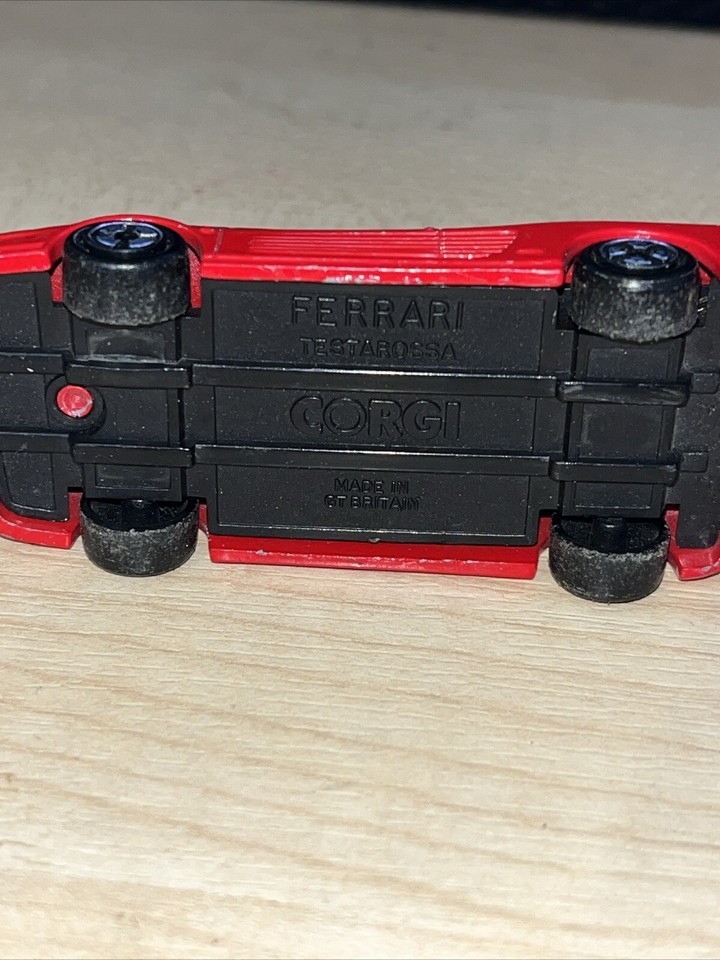 Corgi Ferrari Testarossa RED 1:64 Diecast 1980 Corgi Junior Collectors ...