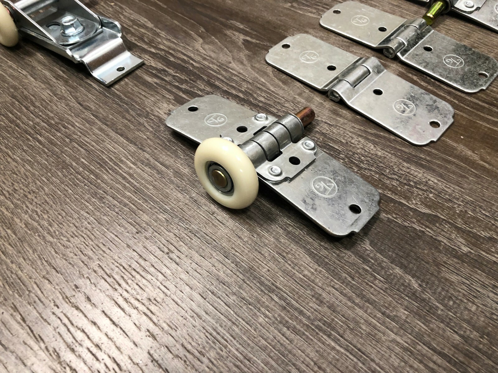 10 Piece Todco Style Hinge/ 2"Roller Kit- Roll up Door- TOP Panel ...