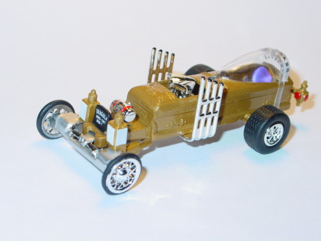 MUNSTERS KOACH & DRAGULA SET COLLECTIBLE DIORAMA FAMILY & COFFIN CAR ...