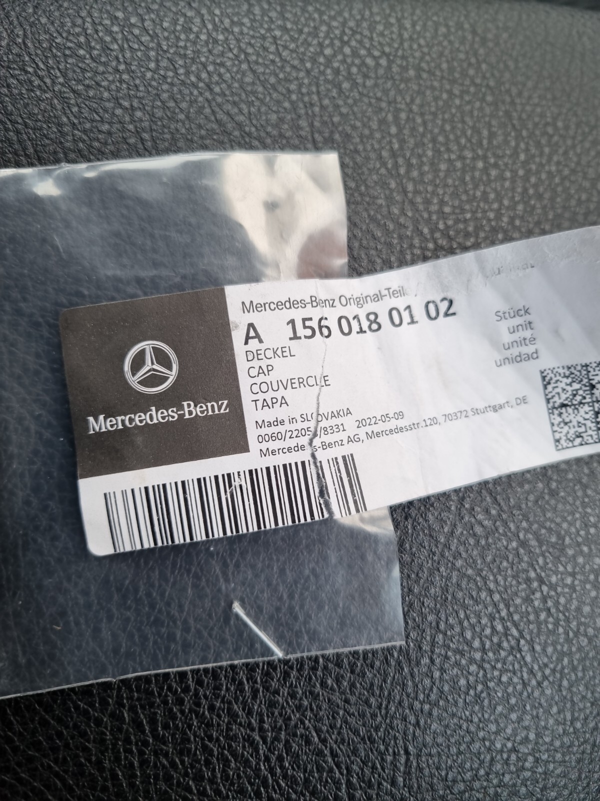 MERCEDES BENZ NEW GENUINE AMG OIL FILLER SCREW CAP A1560180102 | eBay UK