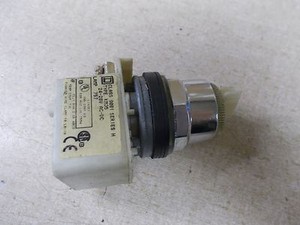 Square D KM35 Selector Switch Class 9001 Series H w/ White Knob *FREE ...