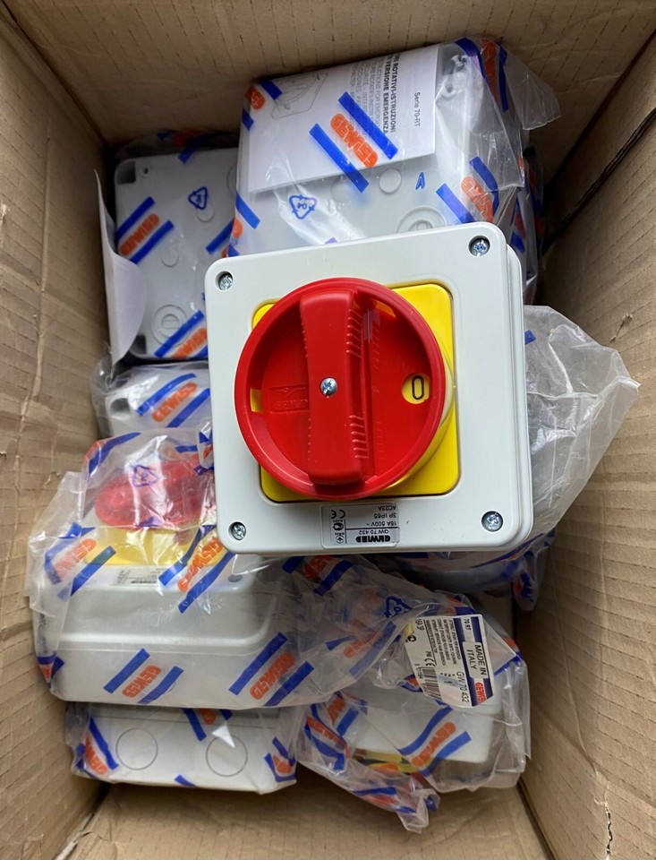 GEWISS GW70432 Rotary Switch, Wall Mounting, Lockable, 3P 16A, 500V ...