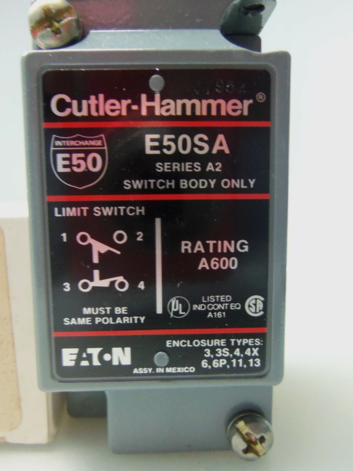 New Cutler Hammer E50AT2 Plug-in Limit Switch ( E50DT2 , E50SA , E50RA ...