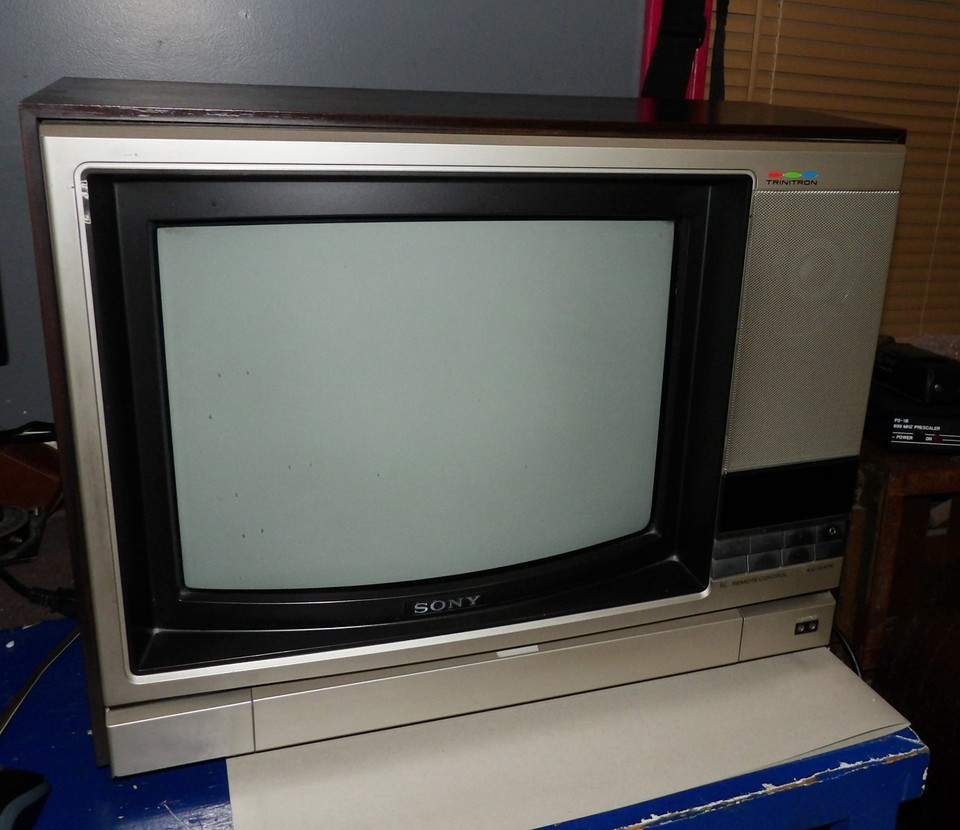 Vintage SONY 15" KV-1547R Trinitron CRT Retro Gaming TV | eBay