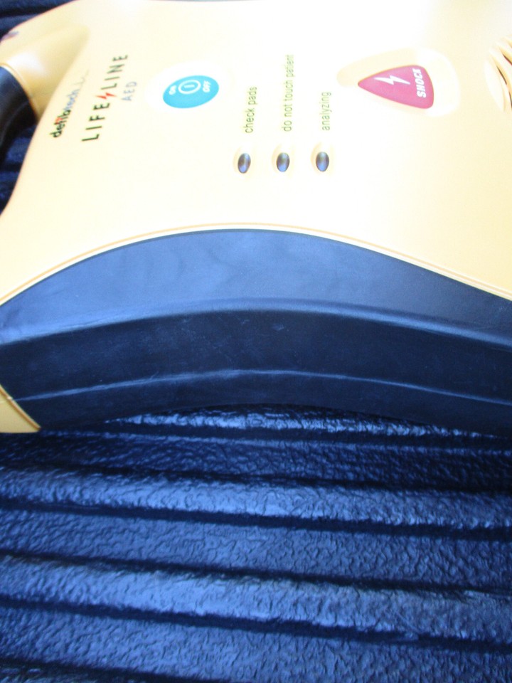 Defibtech Reviver DDU-100A AED Defibrillator with Pads, Operating Guide ...