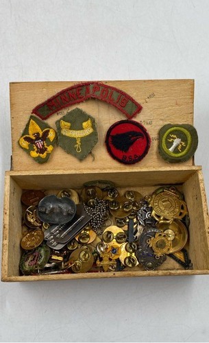 Boy Scout Patches Insignia Medals Military Pins Badges Mixed Lot w/ Box ...