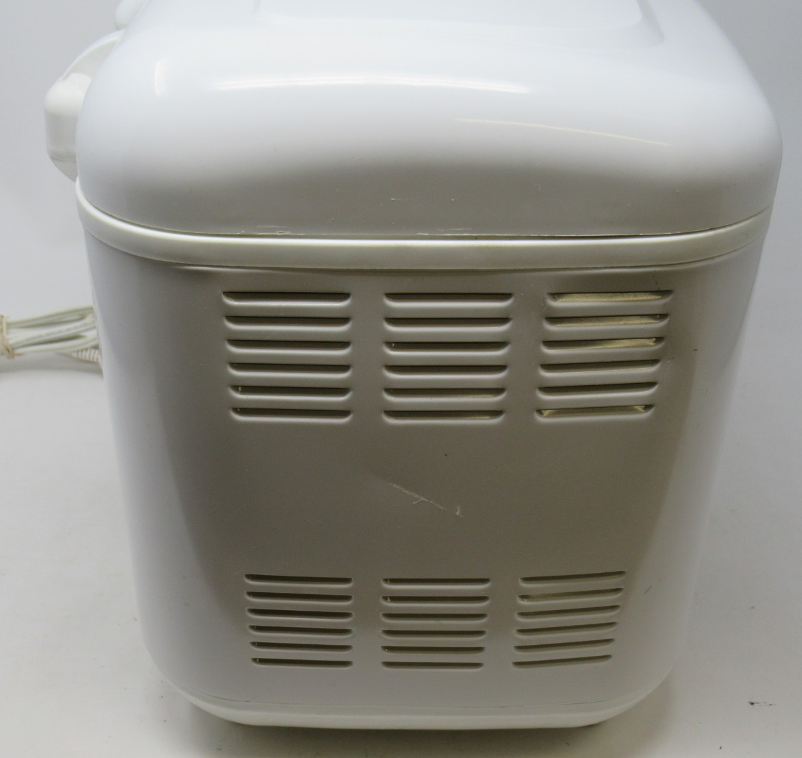BREADMAN 1-2 LB. DIGITAL BREAD MAKER WHITE TR845, BREAD MACHINE FRUIT ...