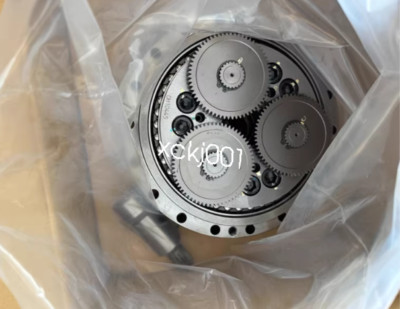 Fanuc robot R-2000iB/165F three-axis reducer A97L-0218-0384#320N-235 ...