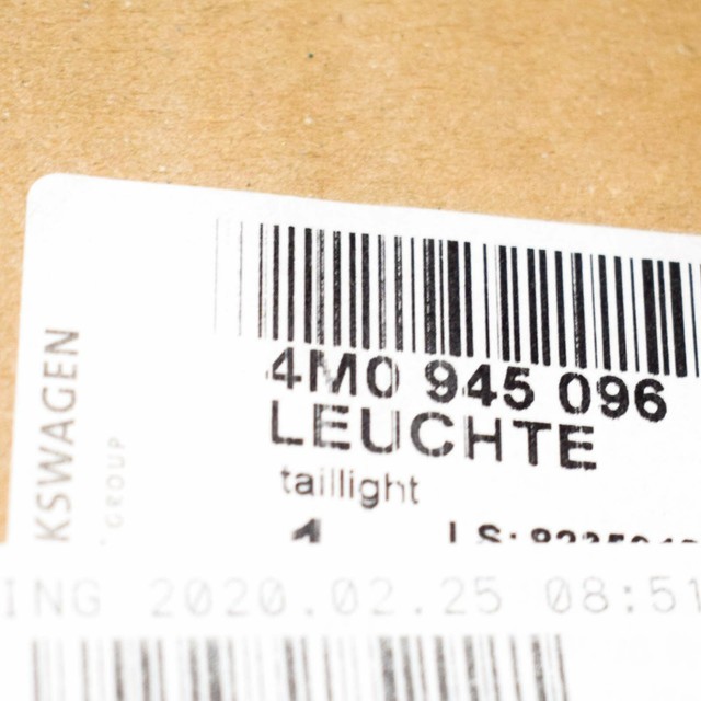 Genuine Audi Q7 Rear Right Light Halogen Replacement 4M0945096 OEM for ...