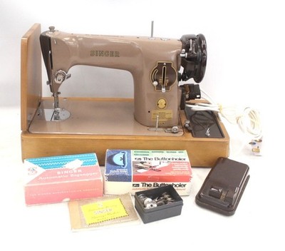 SINGER 201K29 Electric Foot Pedal Operated Sewing Machine W ...