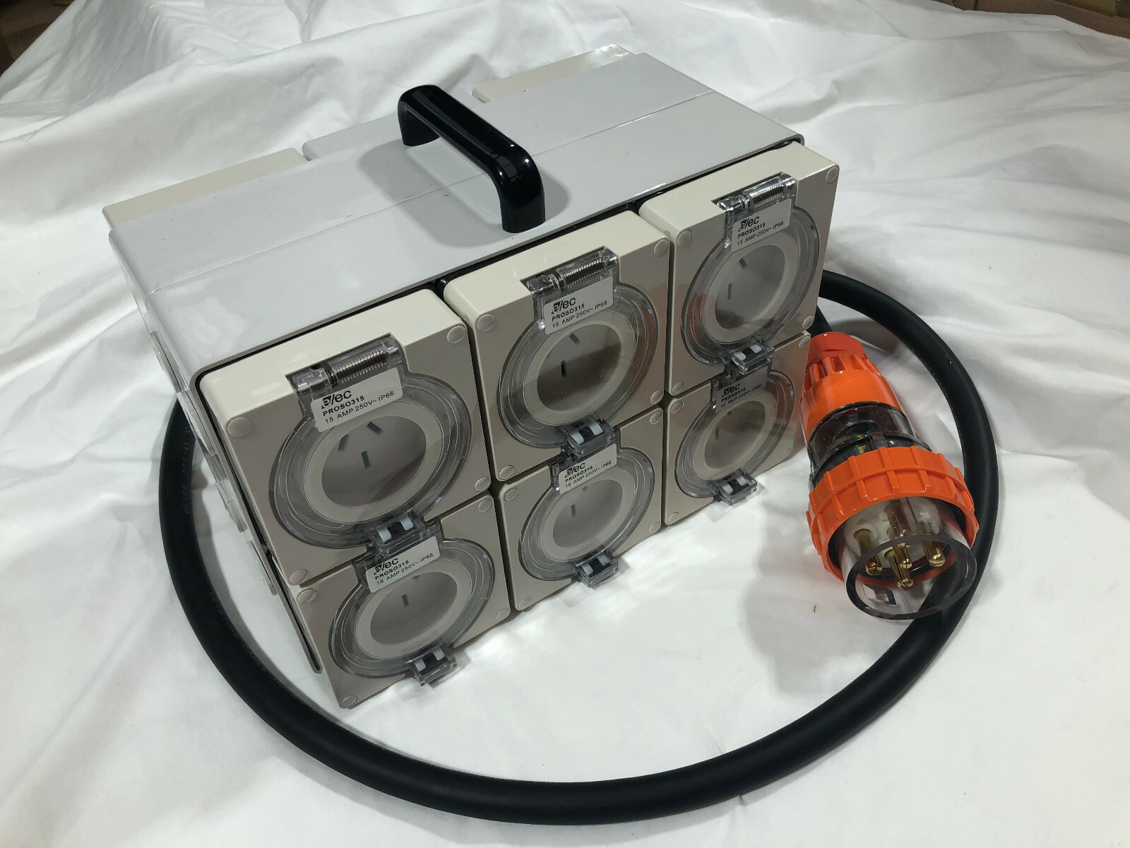 Portable Power board adaptor 32 Amp 3 phase 5 pin to 6 x 15A outlets 6 ...