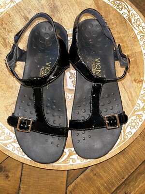 Vionic Adriane Patent Leather Buckle Strap Flat Sandals US Sz 7 GUC | eBay