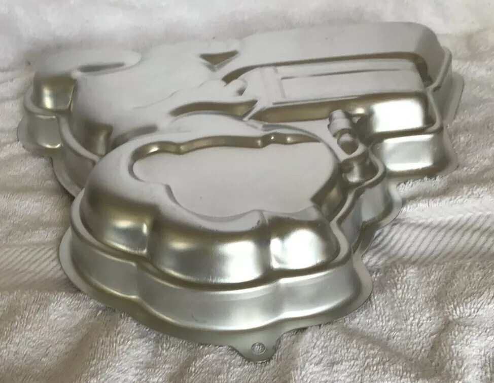 Garfield Cake Pan Wilton 2105 2447 Cat Baking Mold Tin Birthday Vintage ...