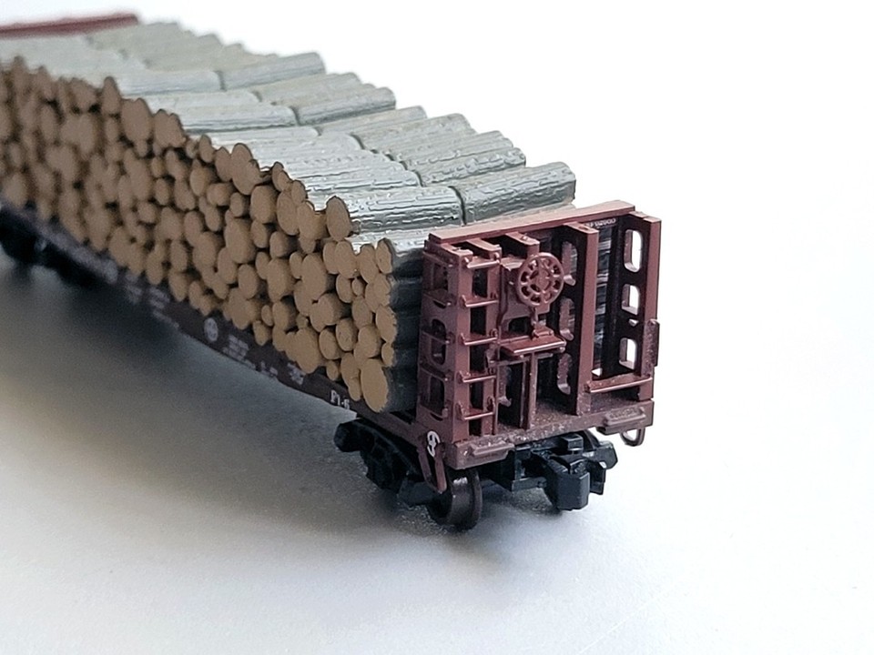 N-Scale Atlas GSC Pulpwood Bulkhead FlatCar #92900 w/ Log Load ATSF ...