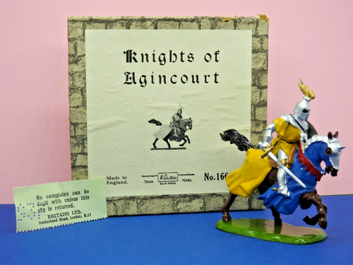 BRITAINS VNM BOXED LEAD KNIGHTS OF AGINCOURT 1954 No.1660 MOUNTED ...