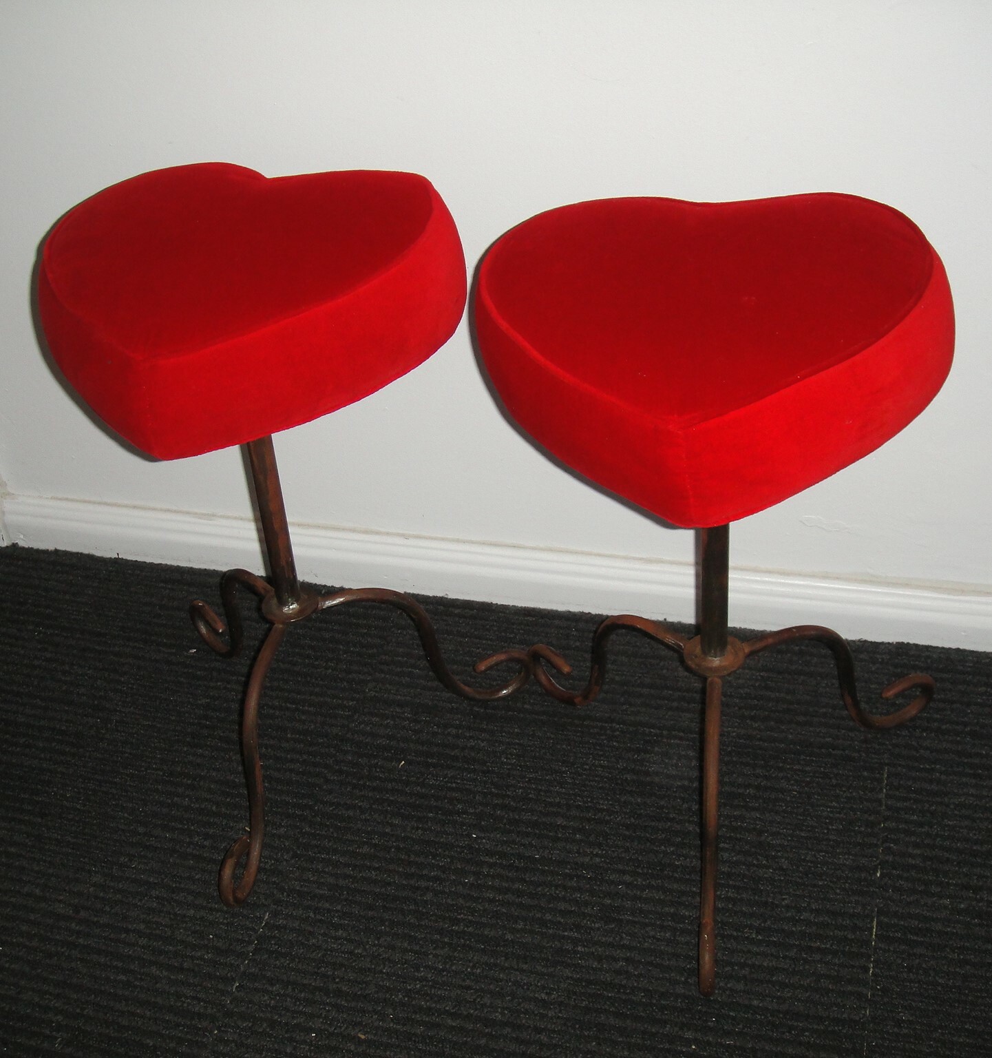 BRAND NEW Love Heart Rustic Stools **PICK UP MELBOURNE** | eBay