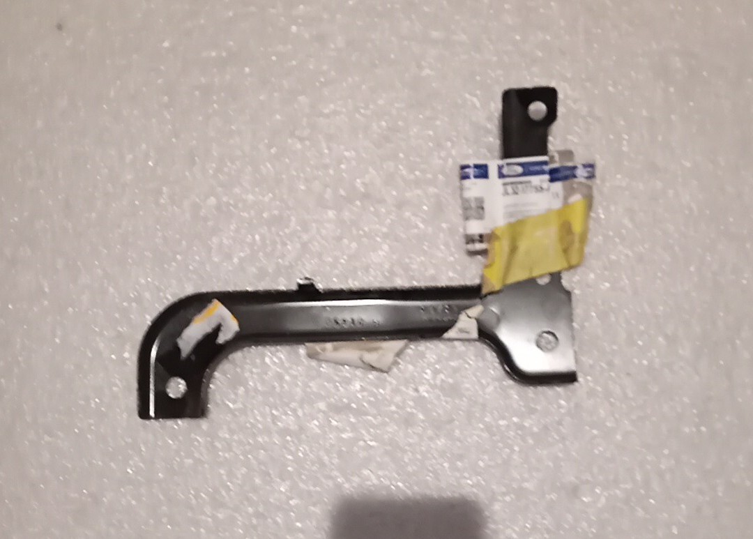 18 19 20 Ford OEM F-150 Left Upper Bumper Face Bar Bracket JL3Z-17755-A ...