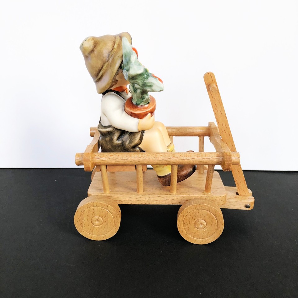 Hummel #699 ~ Love In Bloom w/Wagon ~ 1st Issue TM7 Hand Signed ...
