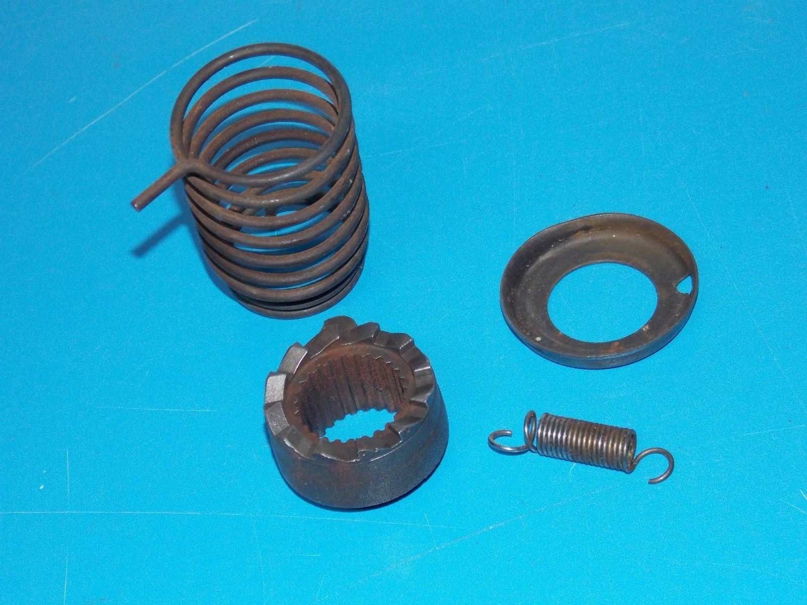 1973-1976 KTM PENTON MC GS 250 400 KICK STARTER RATCHET GEAR SPRING CUP ...