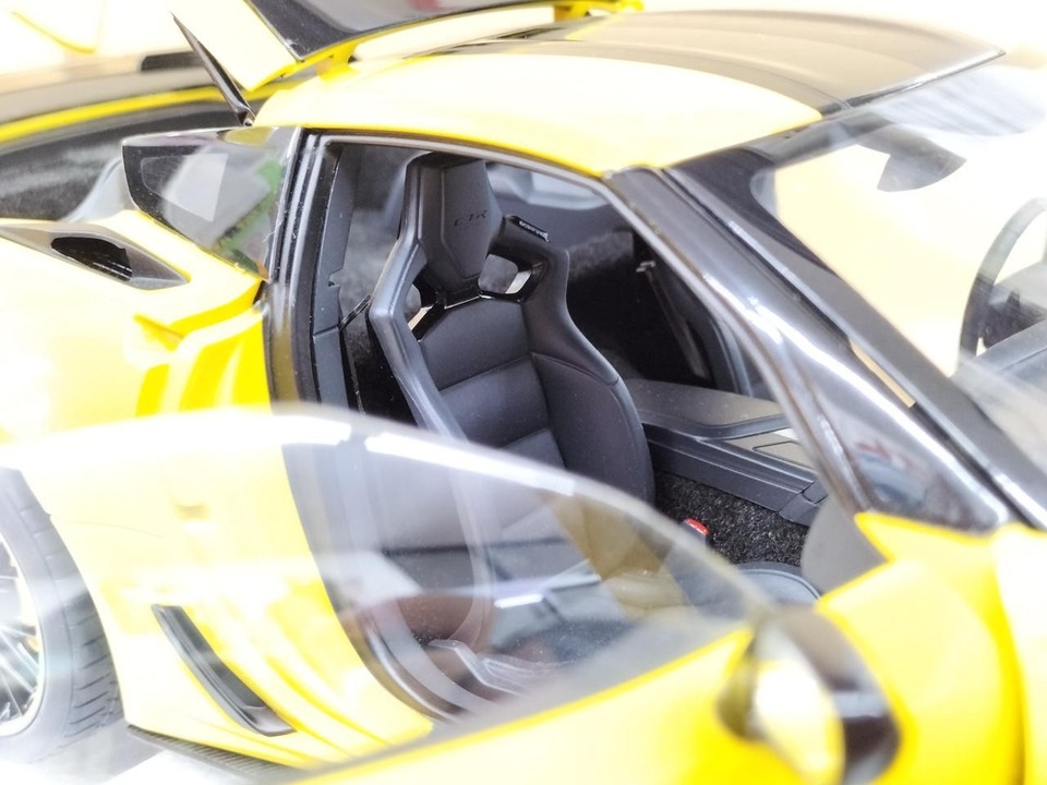 1/18 Chevrolet Corvette AUTOart model number: C7 Z06 | eBay