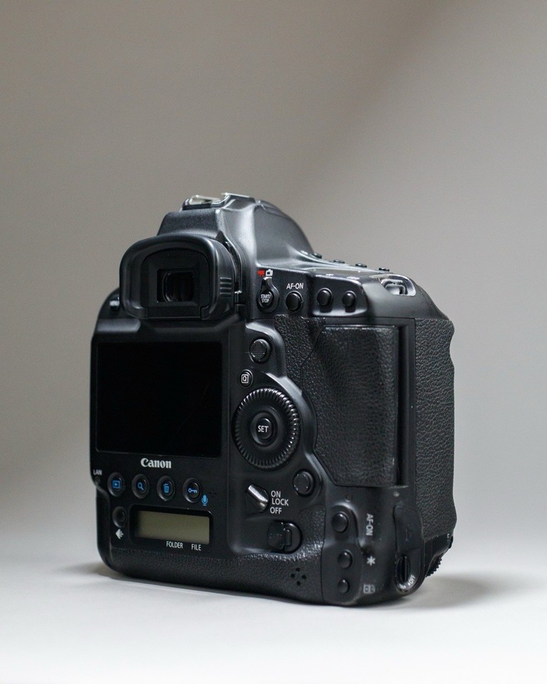 Canon EOS 1DX 1D X Mark II 20.2 MP Camera - 184k Clicks + 128gb CFast ...