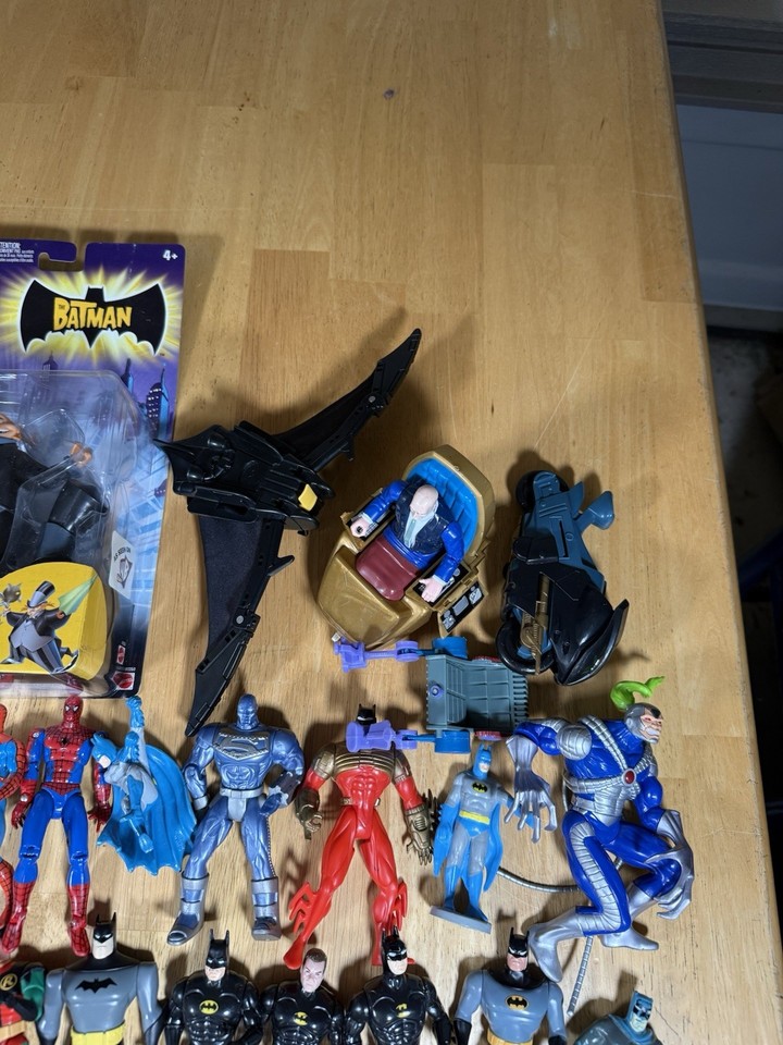 Vintage 80s 90s 2000s DC Marvel Kenner Figures Batman 90 Figures ...