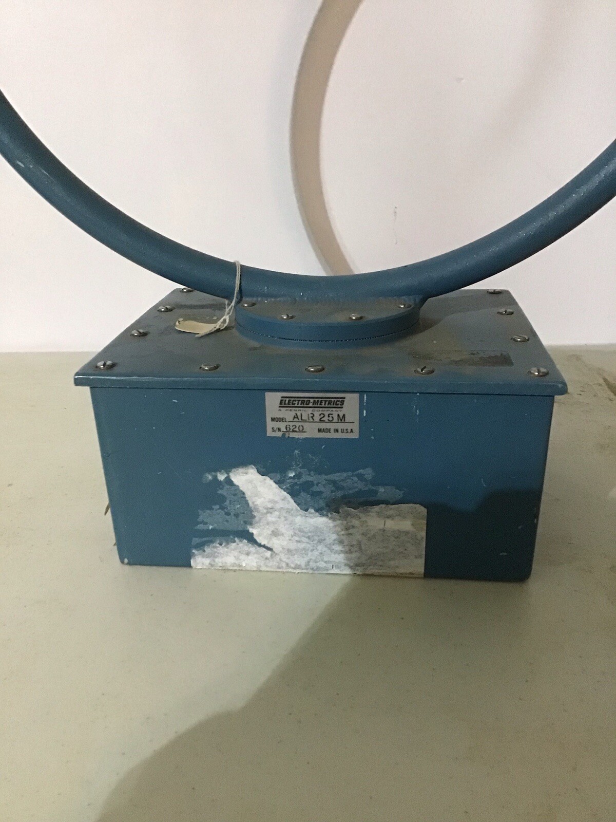 electro-metrics ALR 25 magnetic field loop hoop antenna For EMC testing ...