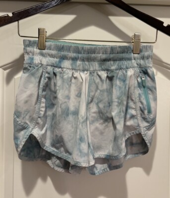 Lululemon Diamond Dye White Washed Marsh Tracker Short V 4" - Size 6 | eBay