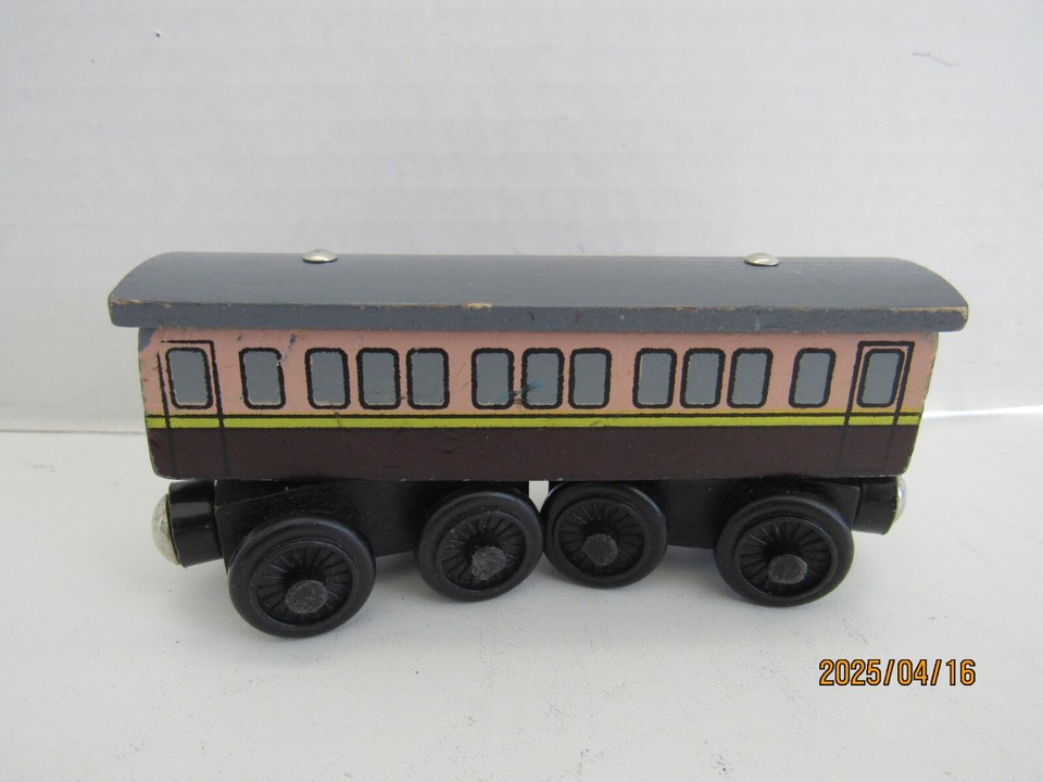 THOMAS AND FRIENDS WOODEN SODOR EXPRESS PASSENGER COACH | eBay