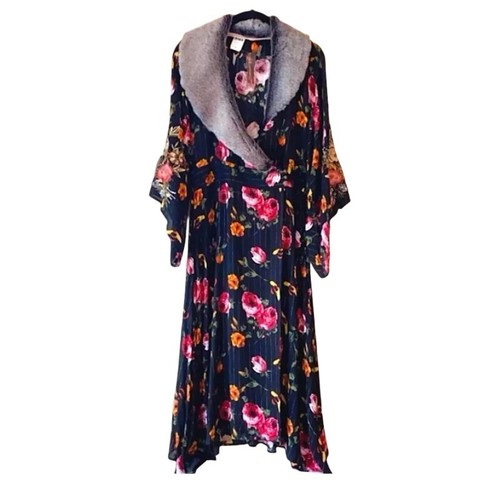 $222 ARATTA Sequin Embroidered Robe Medium Faux Fur Princess of Monaco ...
