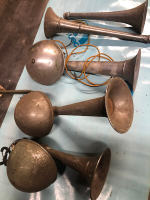 Antique Car Trumpet Horns 1928 1929 1930 1932 Chevrolet Buick Cadillac ...
