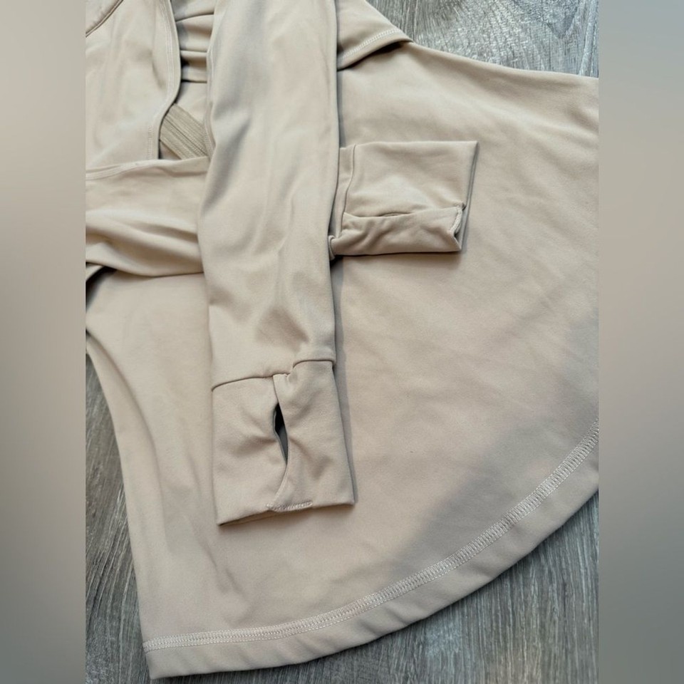 BuffBunny Open Back Zip Up Athletic Jacket Thumbholes Tan Slimming Gym ...