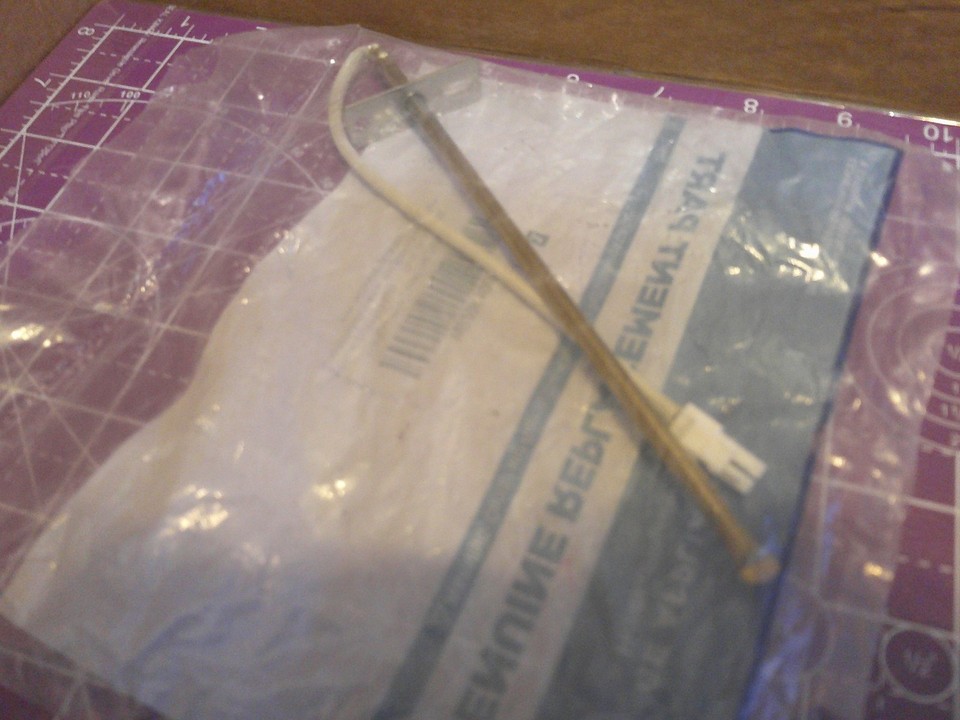 WB20K10015 - GE Genuine OEM Range Temperature Sensor | eBay