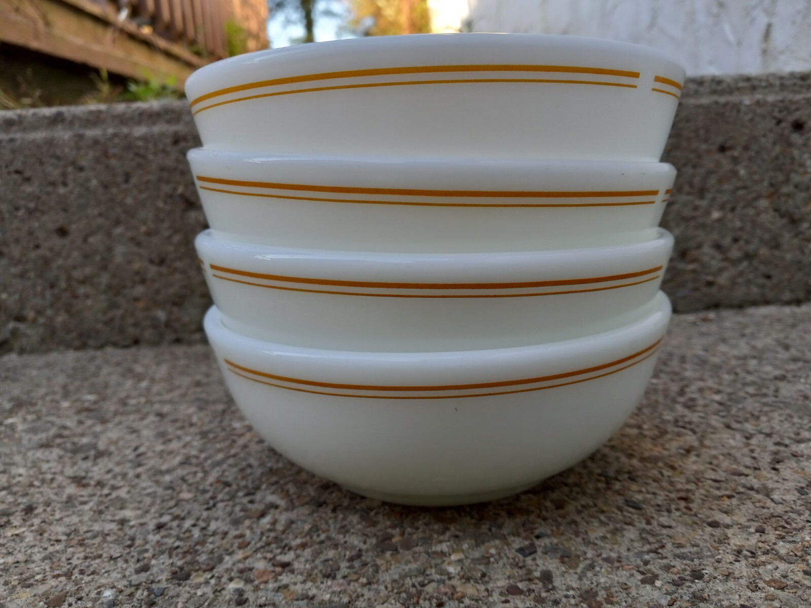 4 Pyrex Tableware Soup Cereal Salad Bowl 705 Autumn Yellow Band HTF | eBay