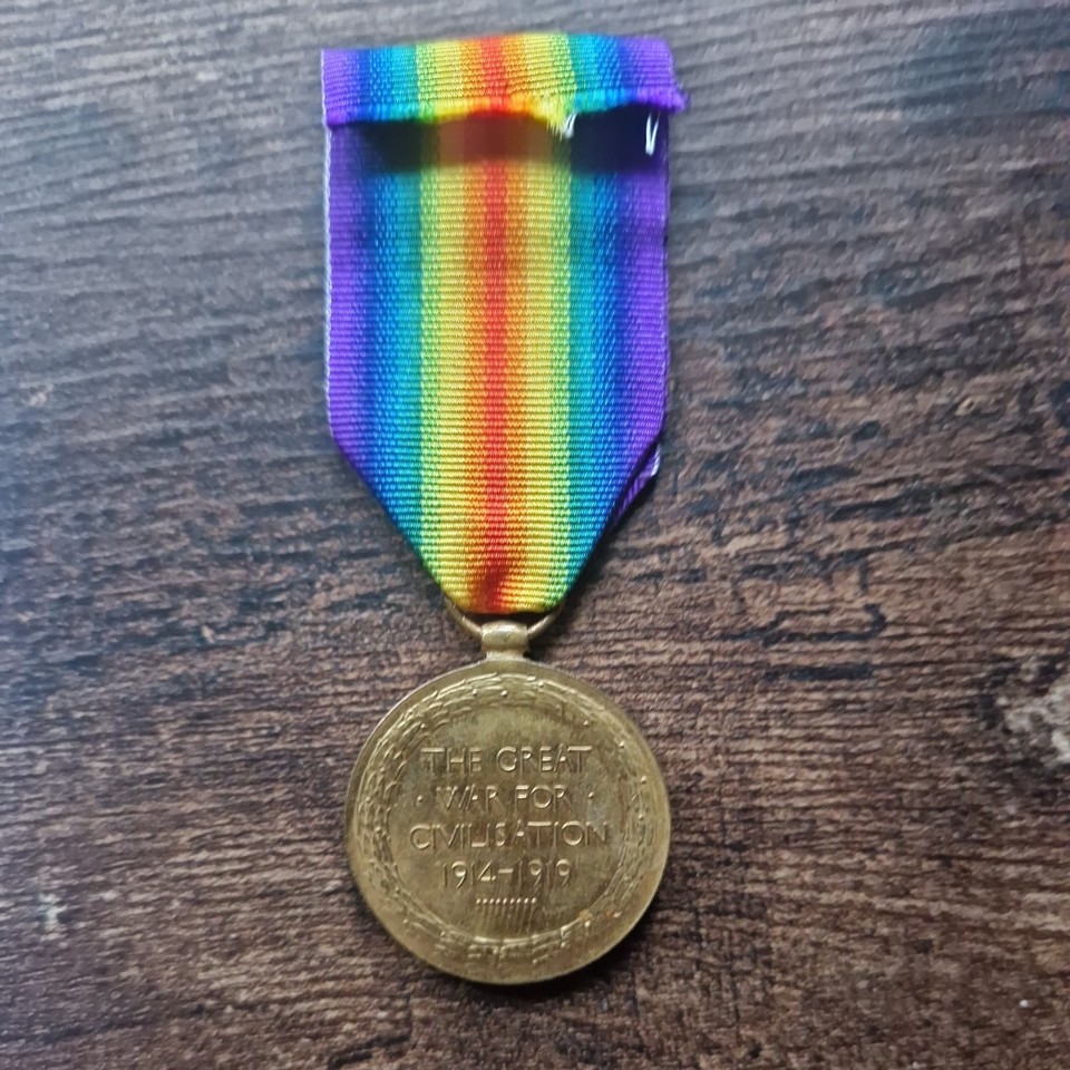 WW1 Missing in Action Machine Gun Corps Dragoon Guards Victory Medal ...