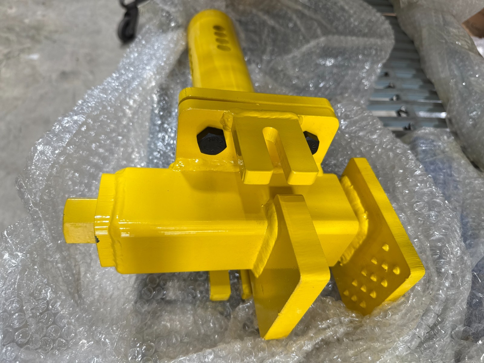 CHIEF FRAME MACHINE TRUCK CHASSIS CLAMPS SET OF 4 TALL TUBE 7 IN WIDE ...