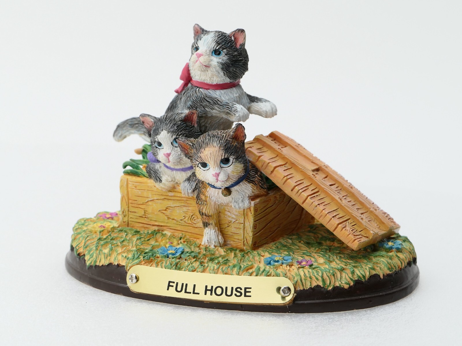 Lefton Figurine - Victorian Cats of the Royal Castle - FULL HOUSE ...