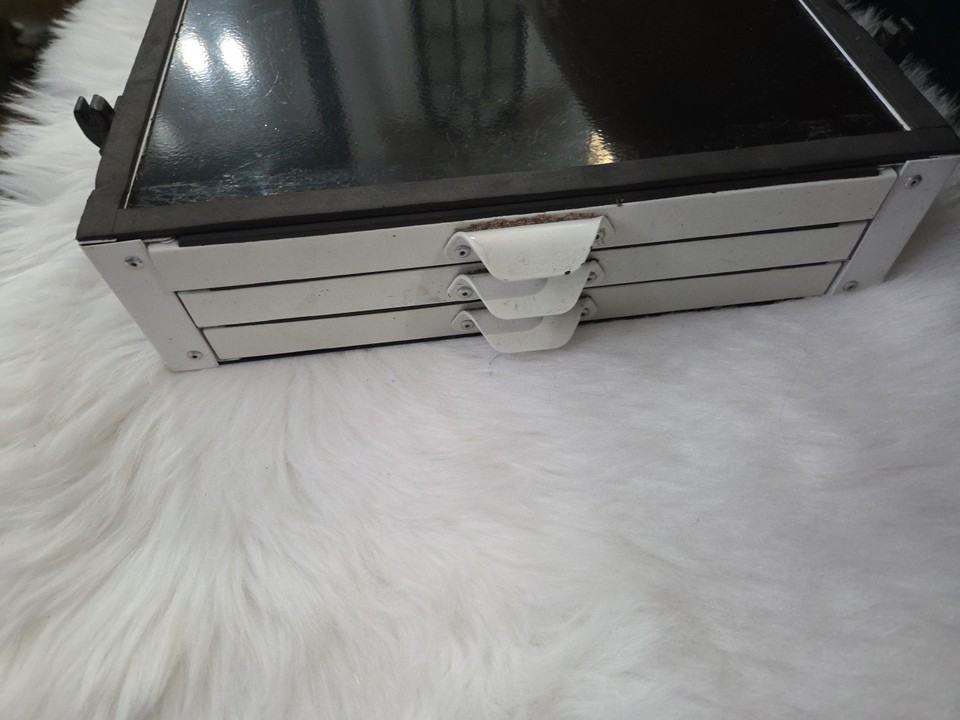 Used fishing seat box.OCTBOX TRIPLE SIDE DRAW UNIT WITH ORGANISERS ...