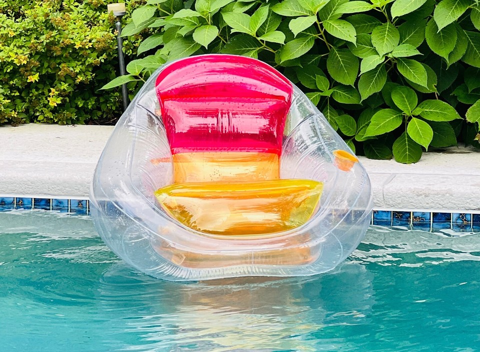 Swimways Dry Float Socializer Pool Float Translucent Inflatable ...