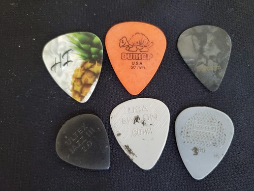 Lot (6) Vintage Guitar Pick Music Collectible HI PINEAPPLE DUNLOP ...