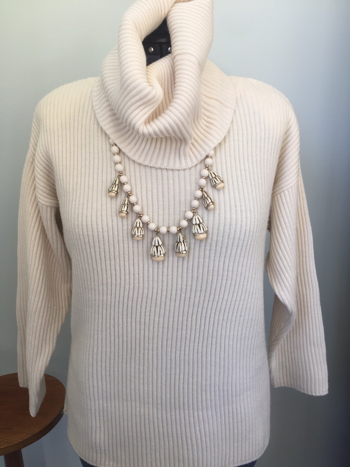 Super Cowl Collar On This Ivery Blend Sweater By Clai… - Gem